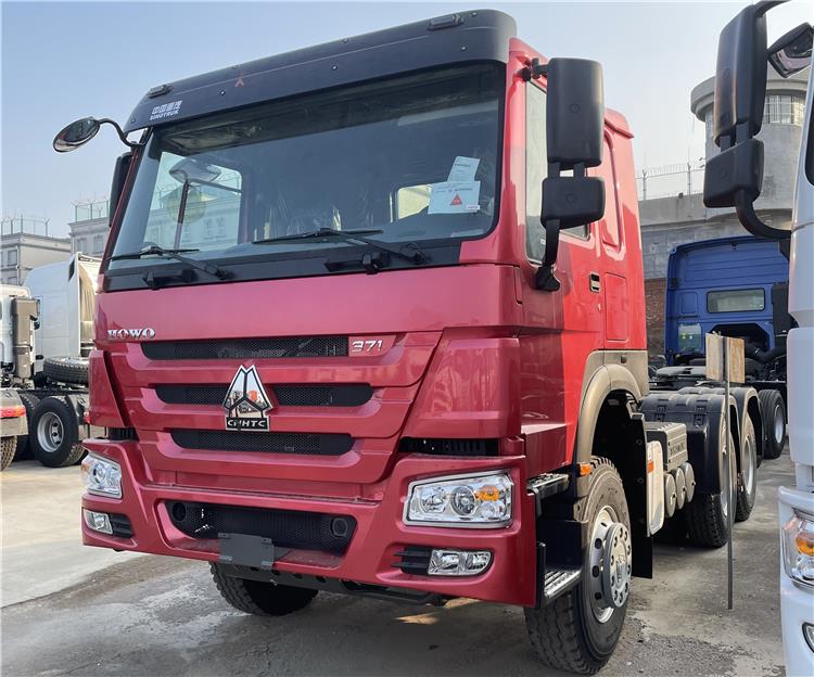 Howo 371 Tractor Truck 6x4 for Sale In Tanzania