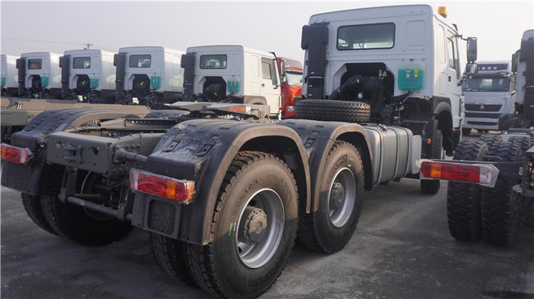 Howo 371hp Tractor Head for Sale In Ghana Customer