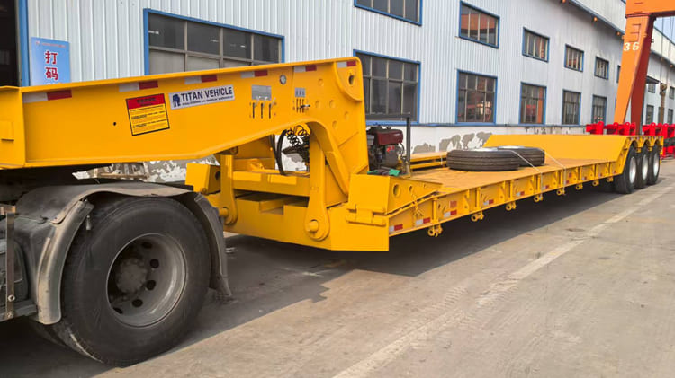 60 Ton Lowboy Trailer for Sale in Congo