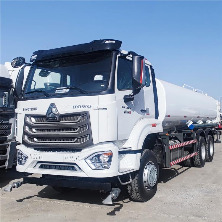 Sinotruk Water Tanker Truck for Sale In Sierra Leone